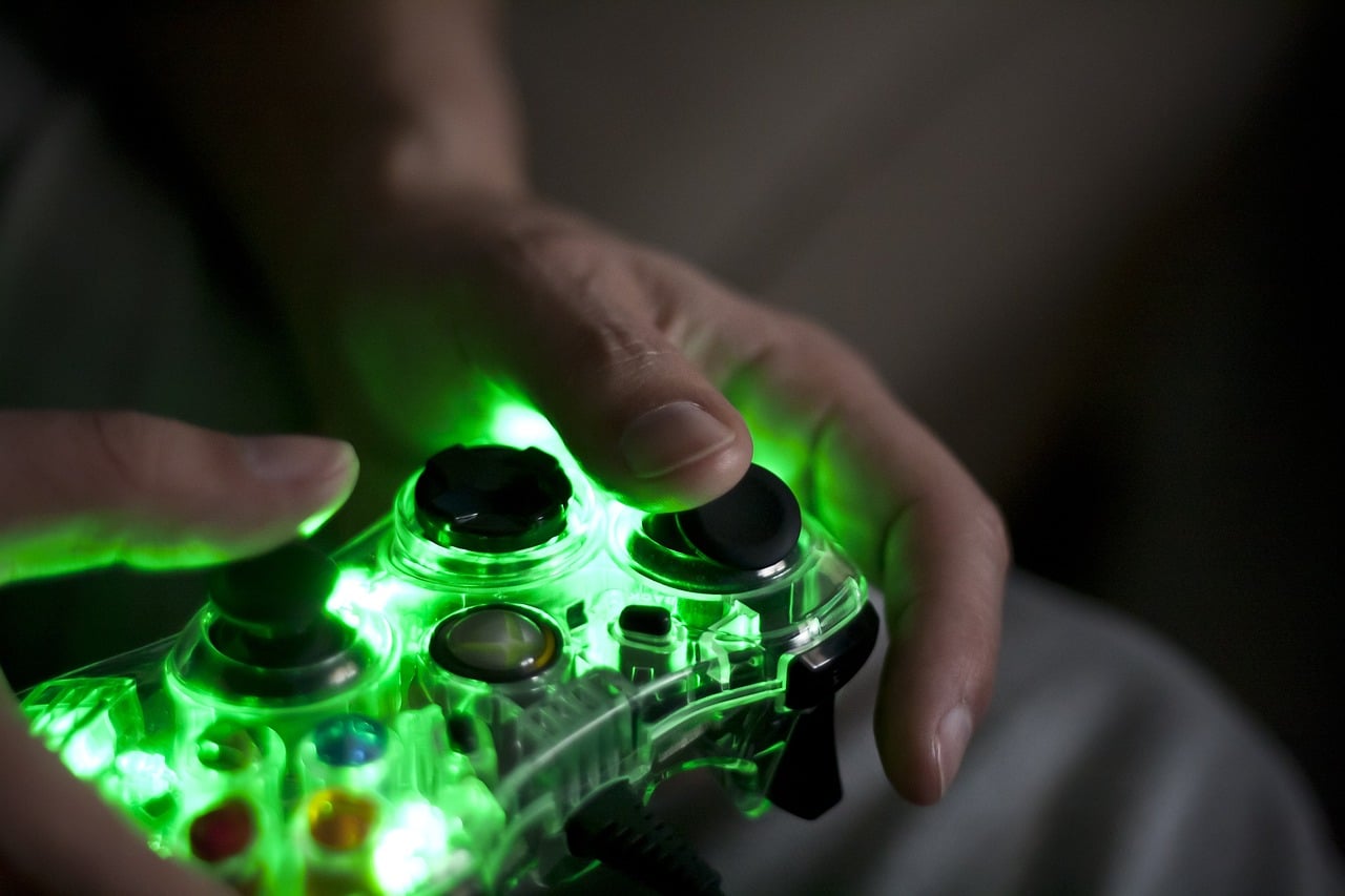 Custom Controllers in eSports: How Pro Gamers Optimize Their Gear for ...